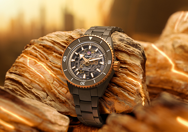 Centrix Automatic Diamonds Unisexe acier inoxydable / PVD Montre ...
