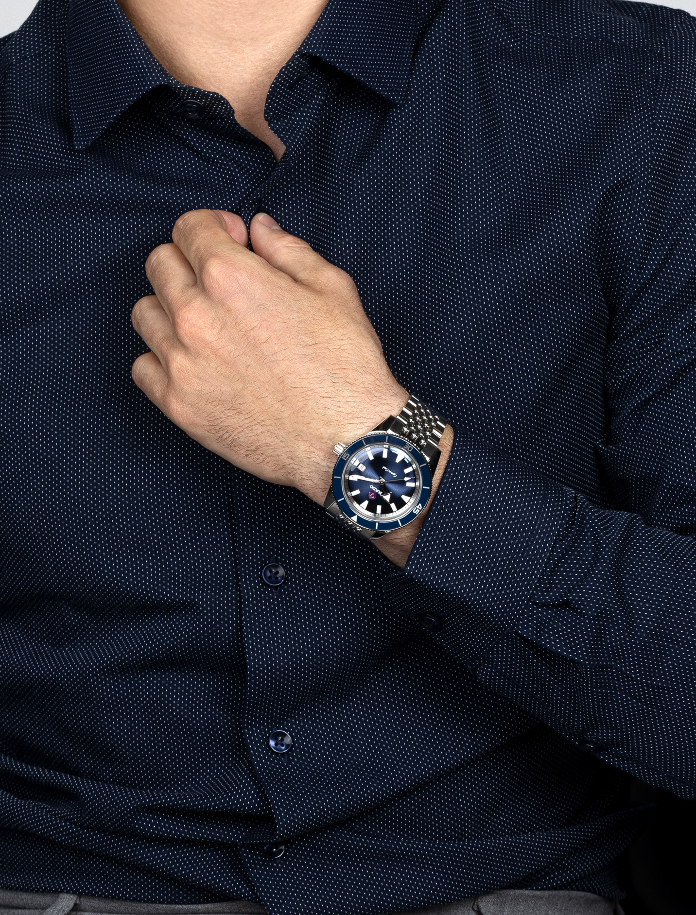 Captain Cook Automatic Stainless Steel Watch R32505203 | Rado® United ...