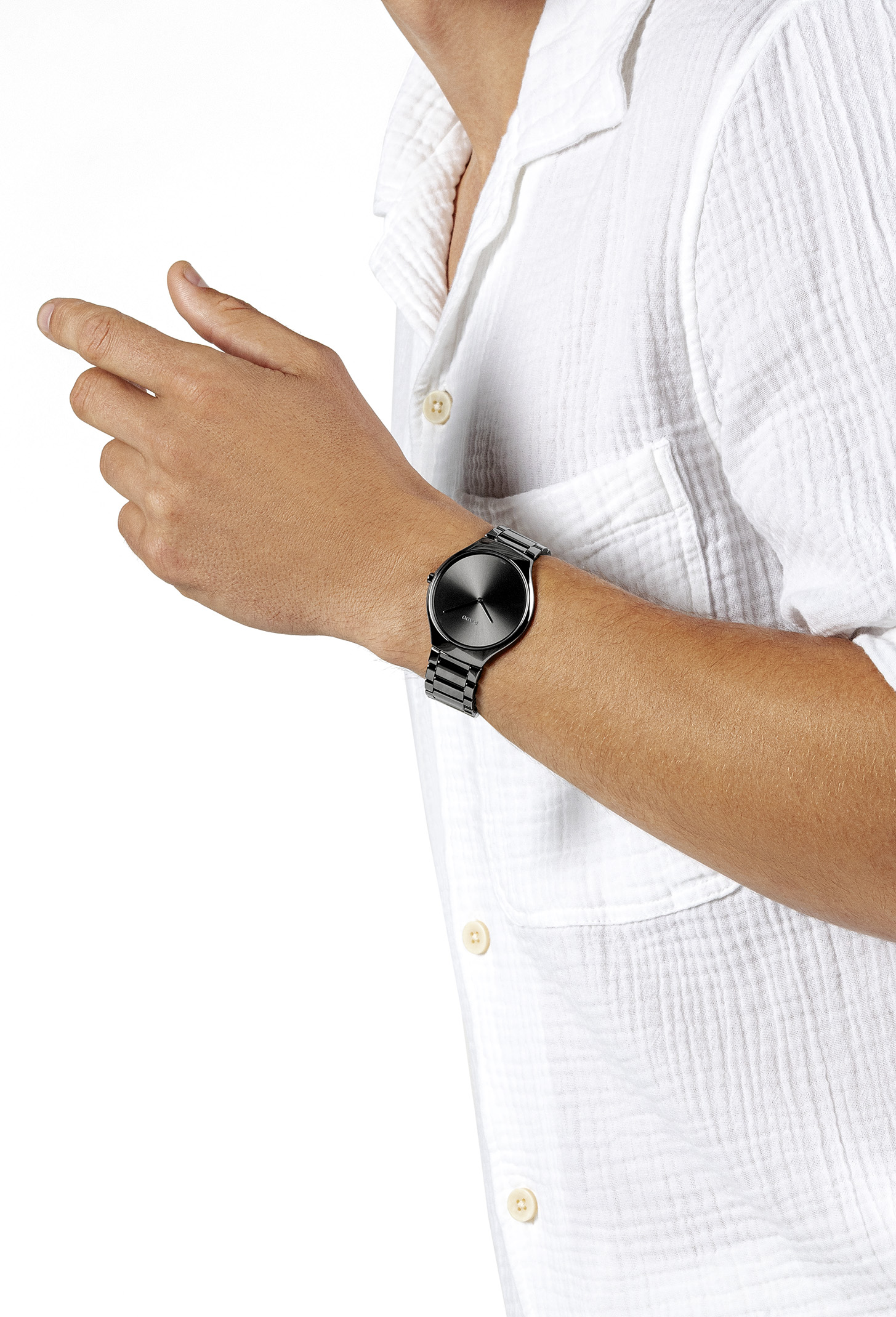 True Round Thinline Unisex Plasma High-Tech Ceramic Watch R27955122 ...