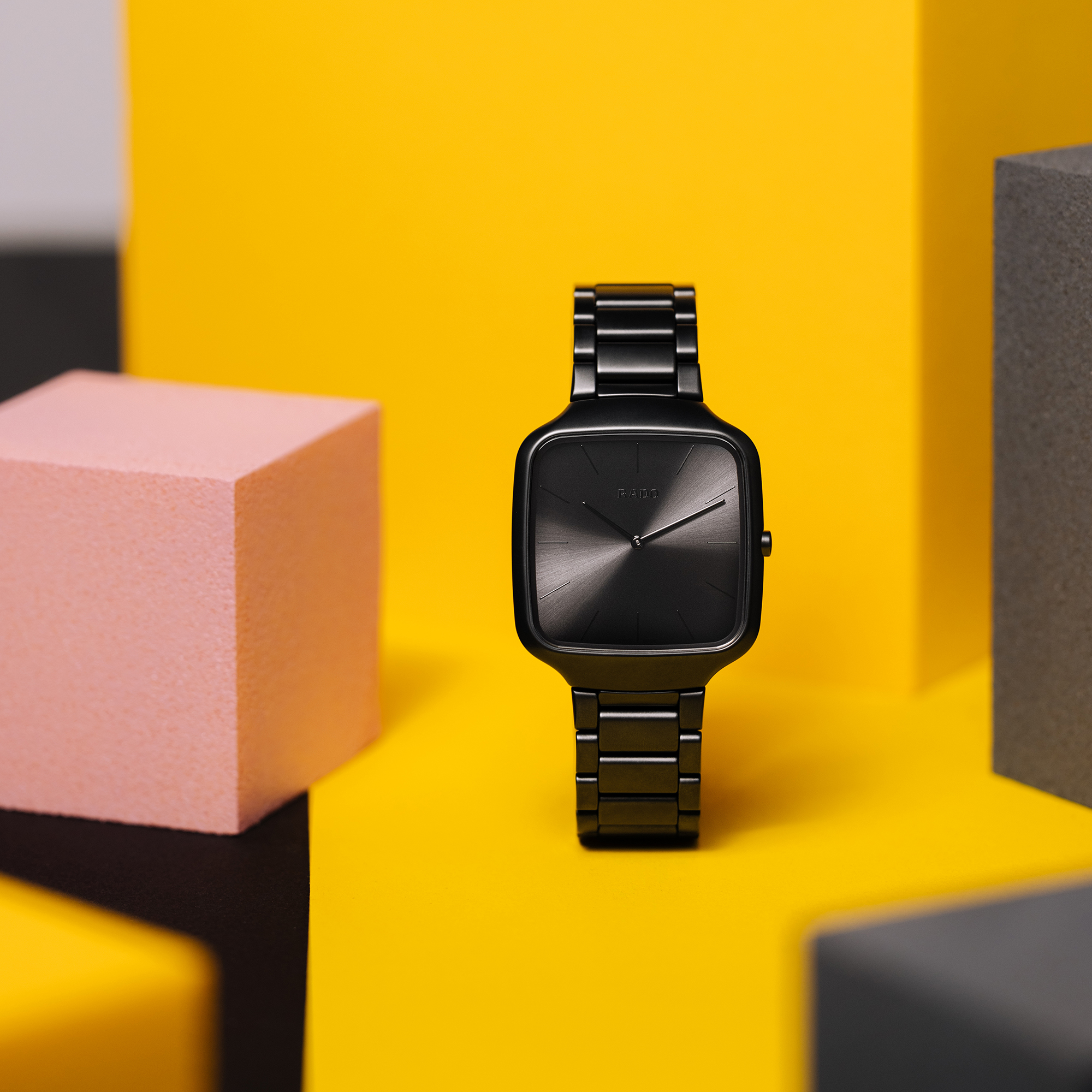 True Square Thinline Les Couleurs™ Le Corbusier | RADO®