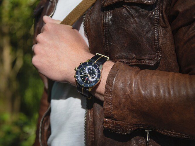 Captain Cook Bronze | RADO® US