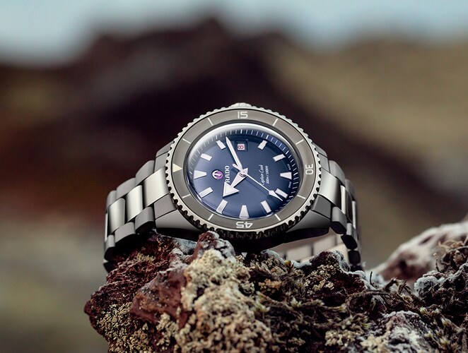 Captain Cook High-Tech Ceramic Diver 男裝款式 等離子高科技陶瓷 看 R32144202 | Rado® 台灣