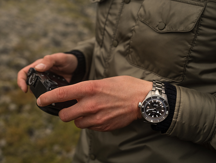 Captain Cook High-Tech Ceramic Diver Watch | RADO®